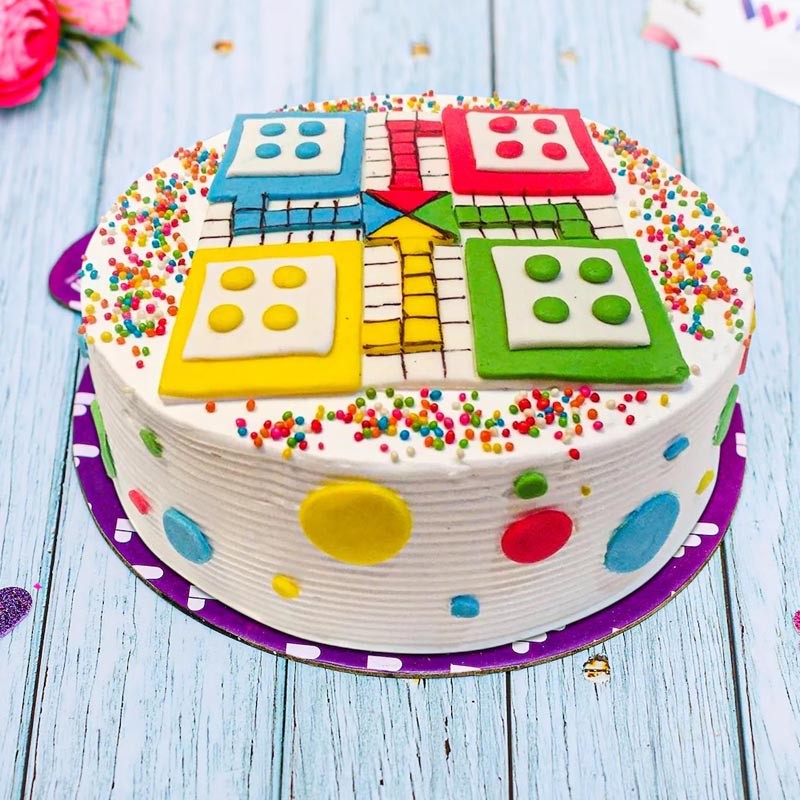 Buy Ludo Fondant Cake Online - OyeGifts